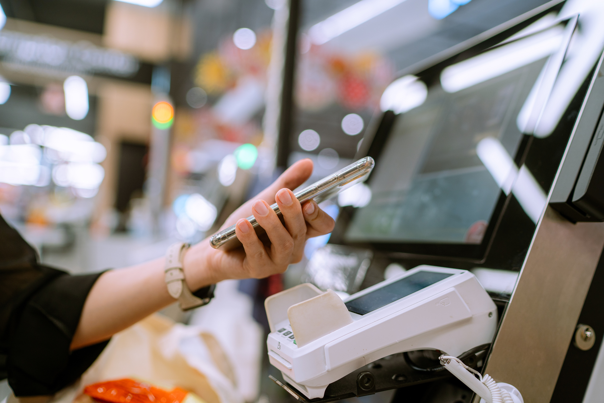 The Role of IoT in Self-Service Checkout | Blog | OptConnect
